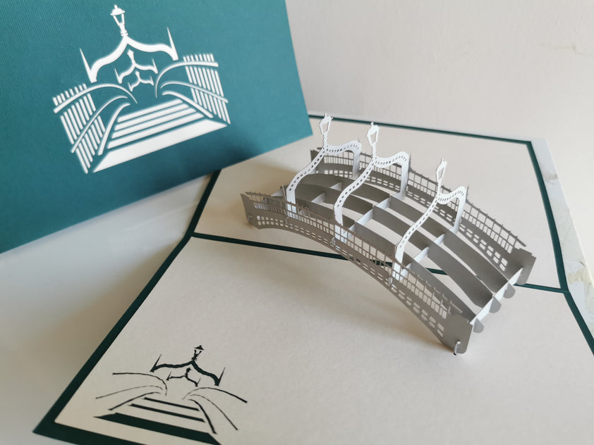 Ha'penny Bridge – Paper Bear