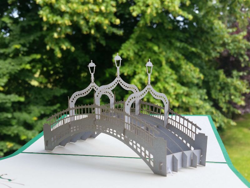 Ha'penny Bridge – Paper Bear